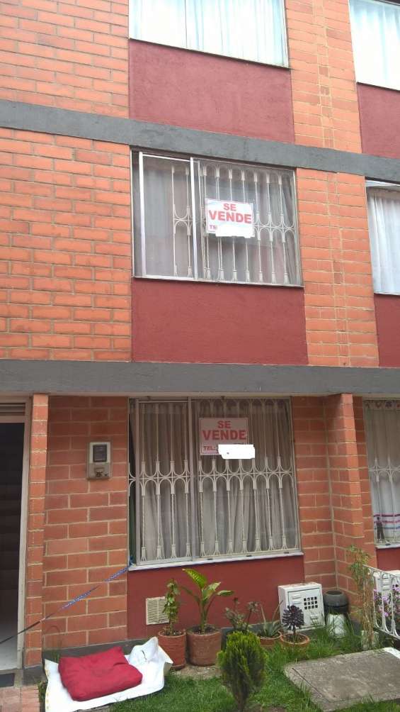 Vendo hermosa casa en el barrio chicala en Bogotá - Casas en venta | 4908